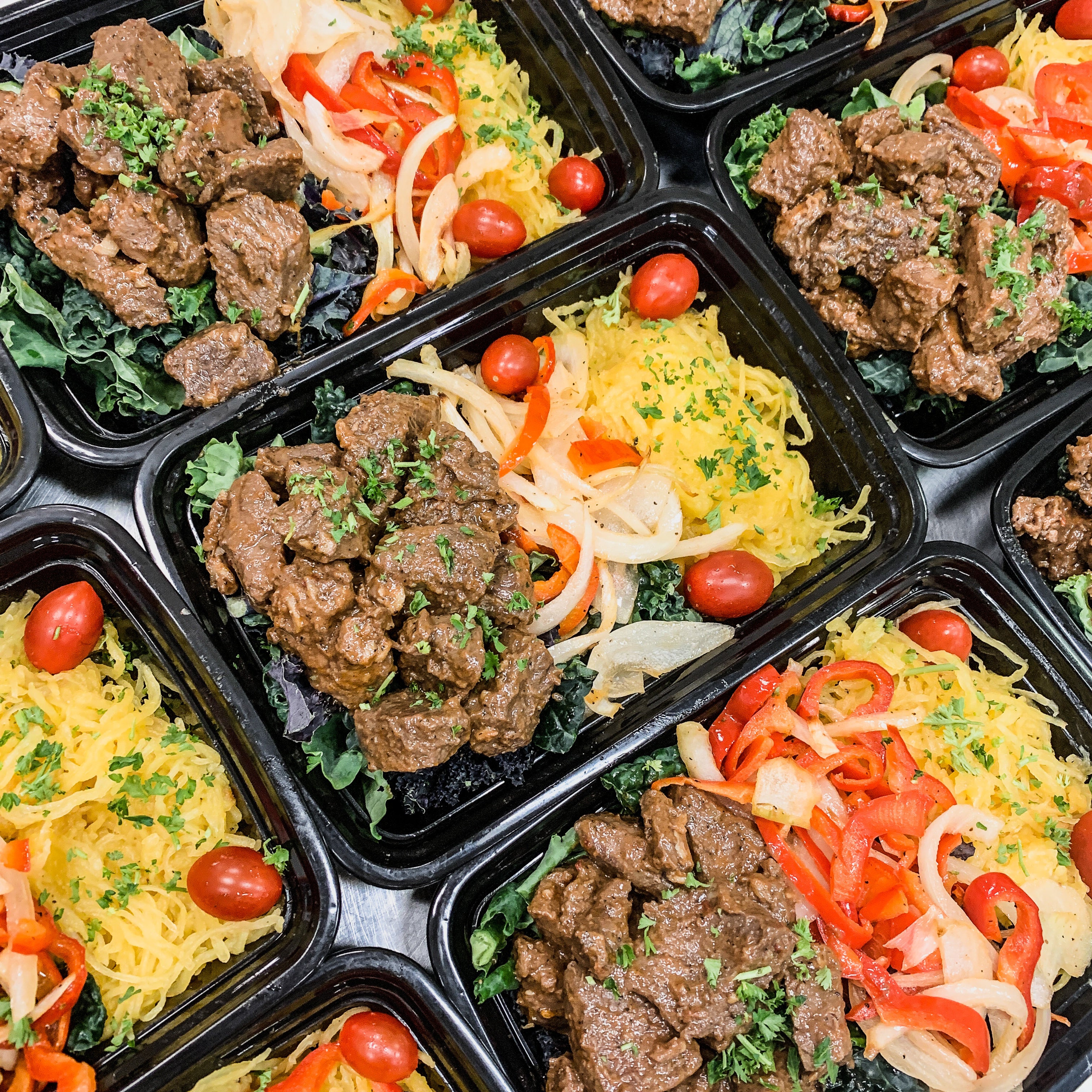 Low Carb: Khmer Beef Loc Lac (5oz) | MEALSDOTKOM MEAL PREP